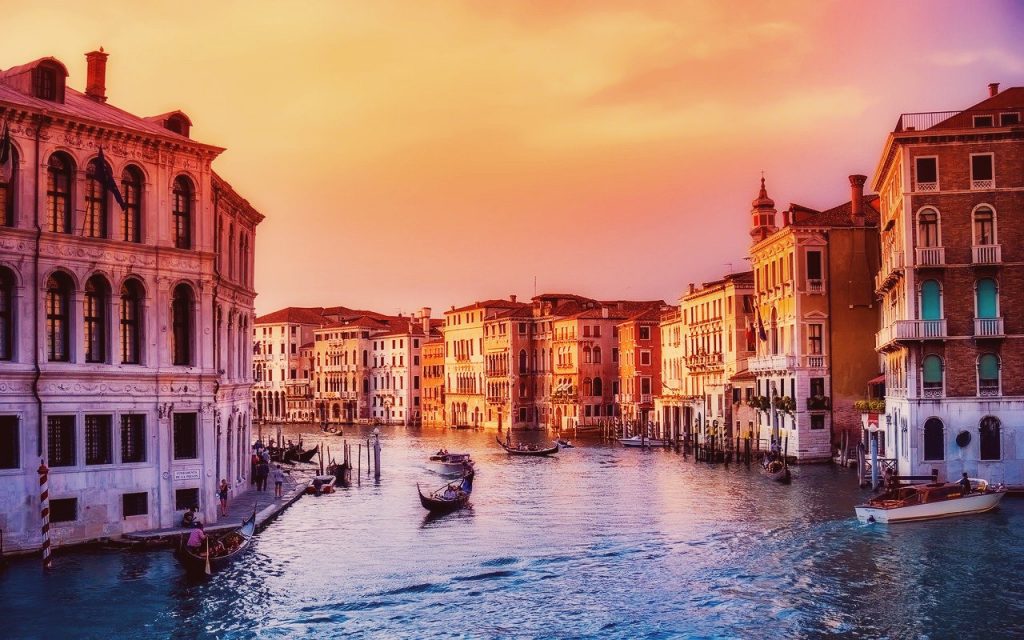 Amazing Virtual Tours of Europe | 200 Ways to Travel Europe from Home ...