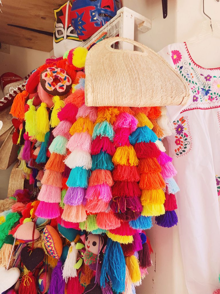 50+ Fun Ideas for Mexican Gifts | Unique Mexican Themed Gifts (for ...