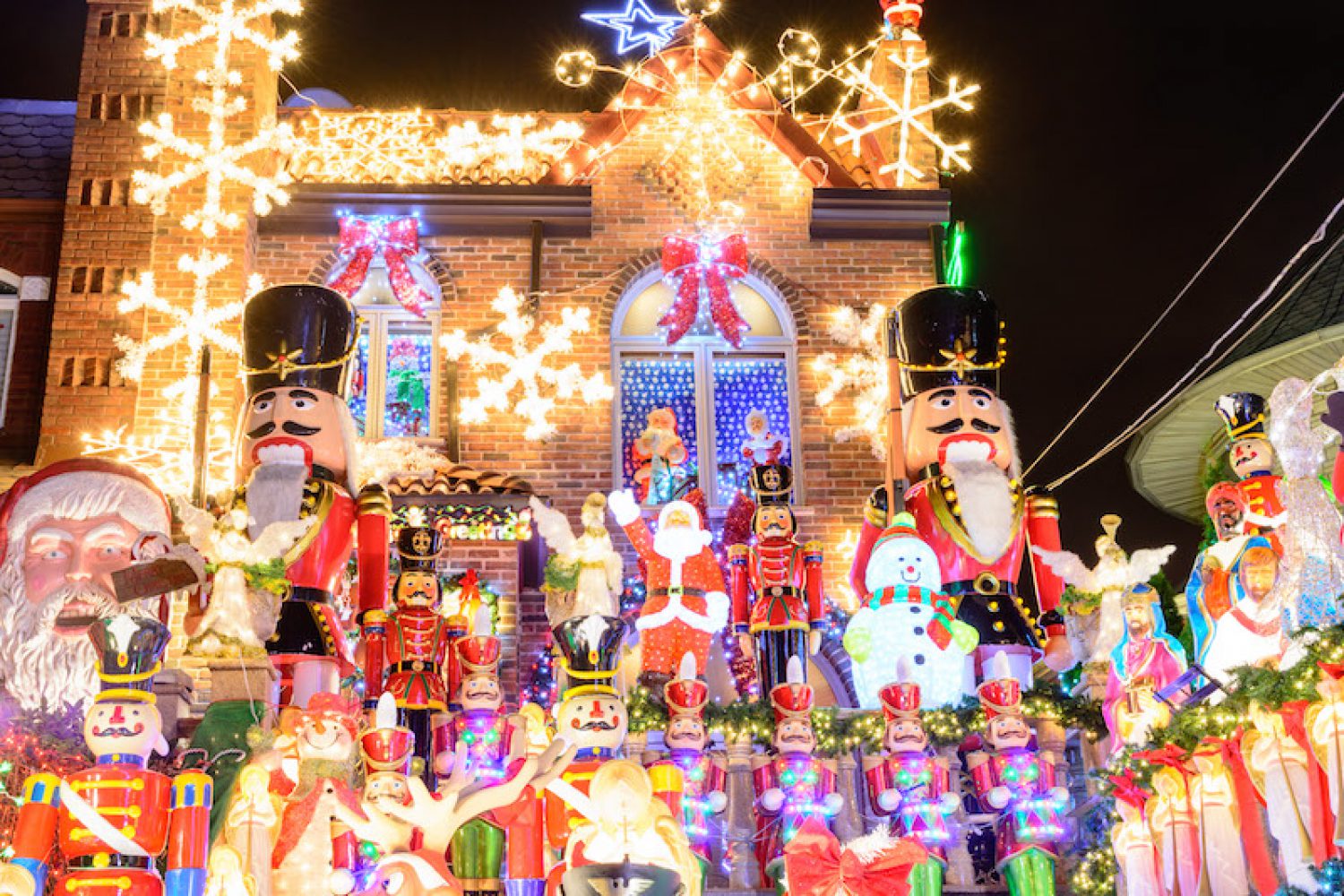 22 Festive Things to Do in NYC in December (+ Helpful Tips for Visiting ...