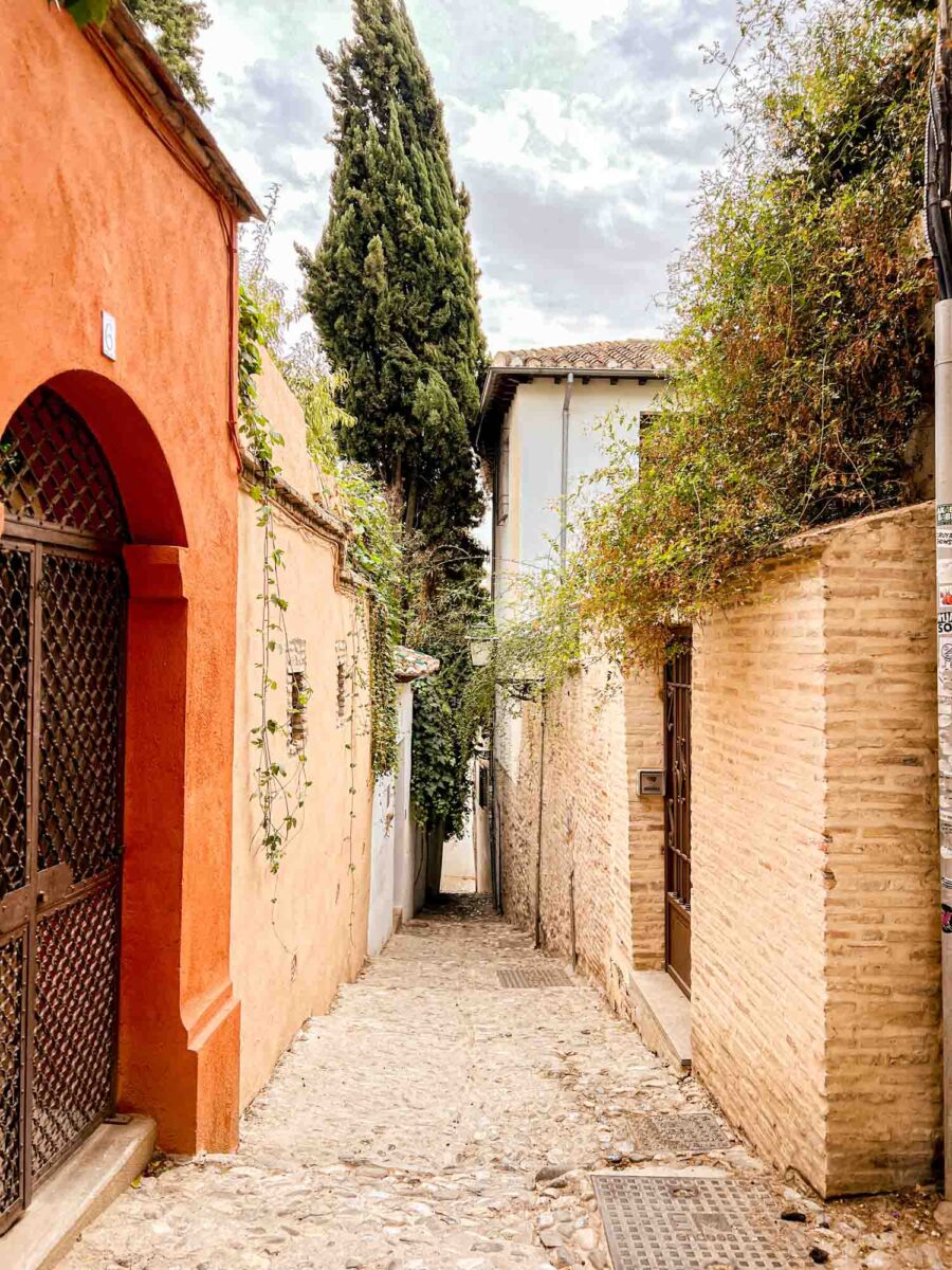 How to See Granada in 2 Days: A Perfect (and Detailed!) Itinerary ...