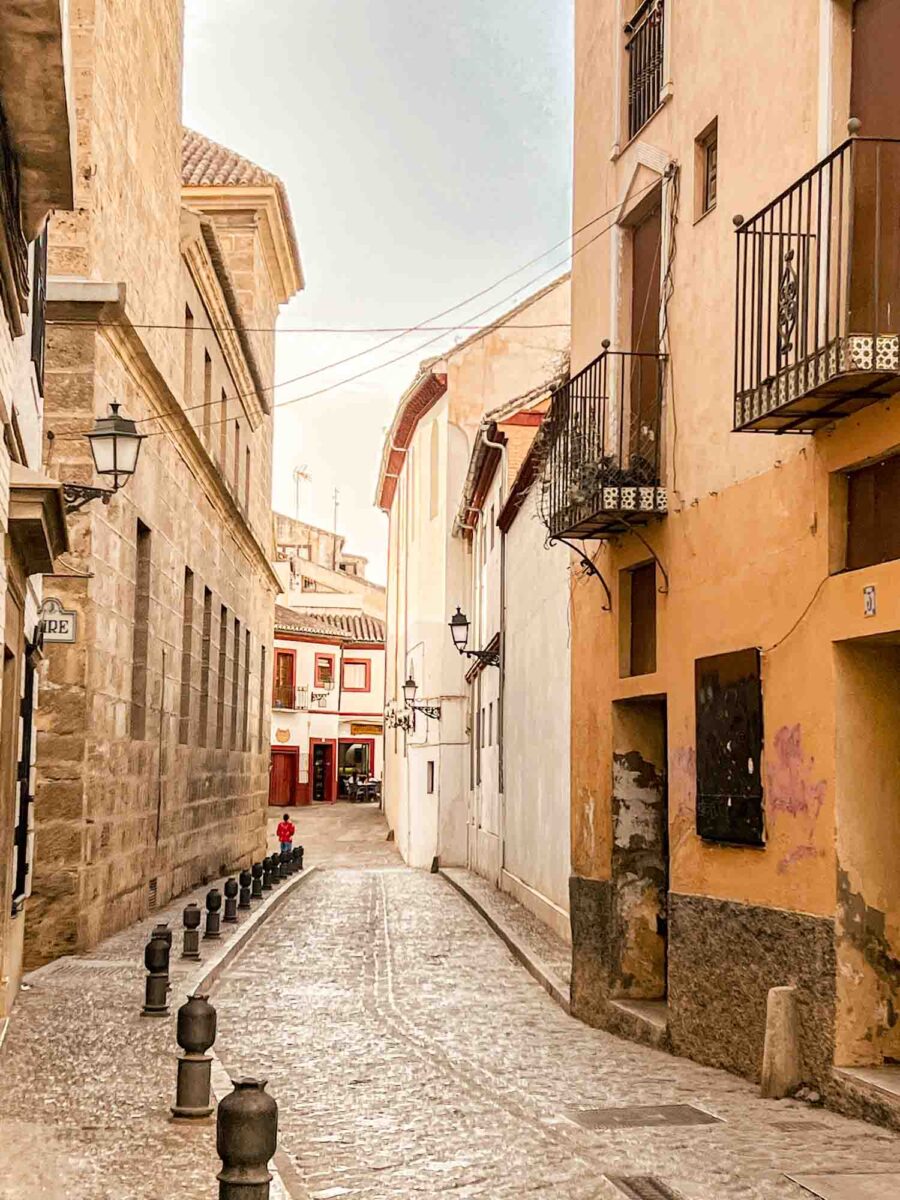 How to See Granada in 2 Days: A Perfect (and Detailed!) Itinerary ...