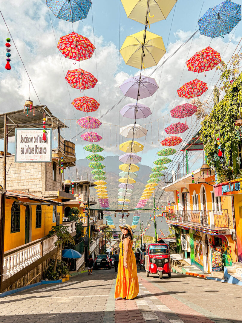 A Complete Guide to San Juan la Laguna: Lake Atitlan's Colorful Mayan ...